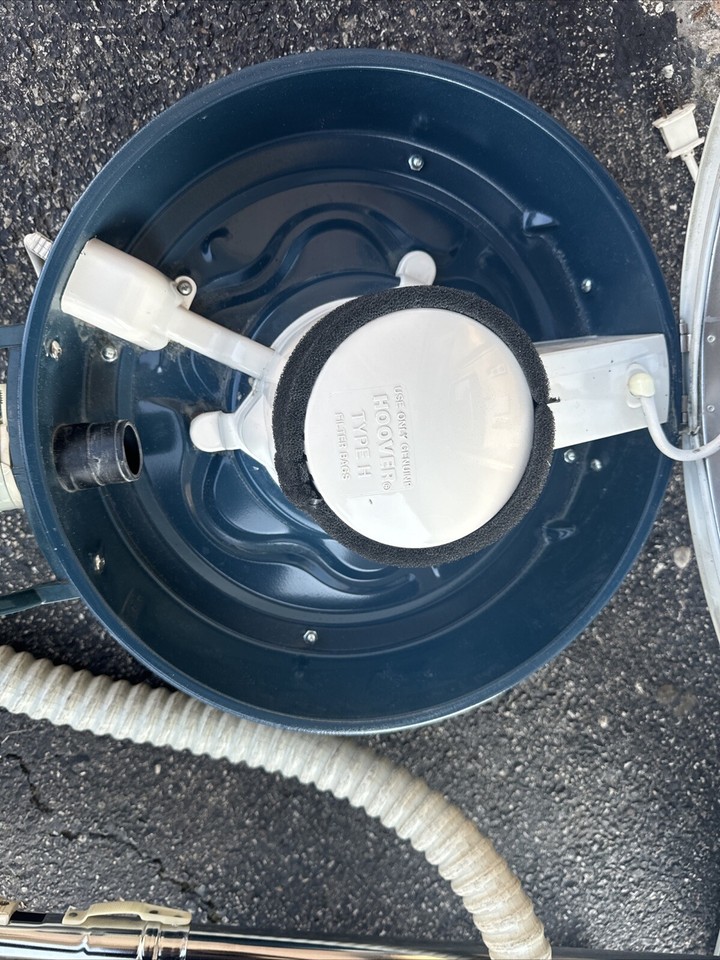 Hoover Celebrity QS 3.7 HP Dual Speed Canister Vacuum & Acc. Chrome ...