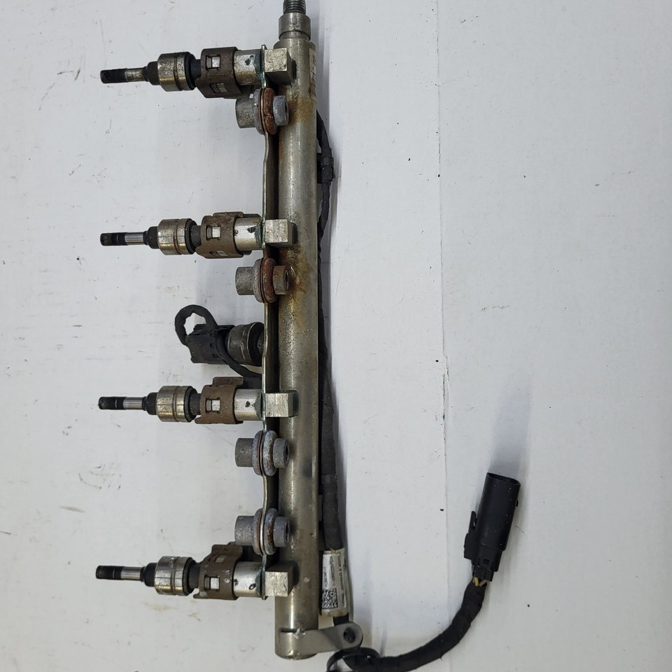10-17 Chevy Equinox LEA D.I. Ecotec 2.4L Direct Injectors & Fuel Rail ...