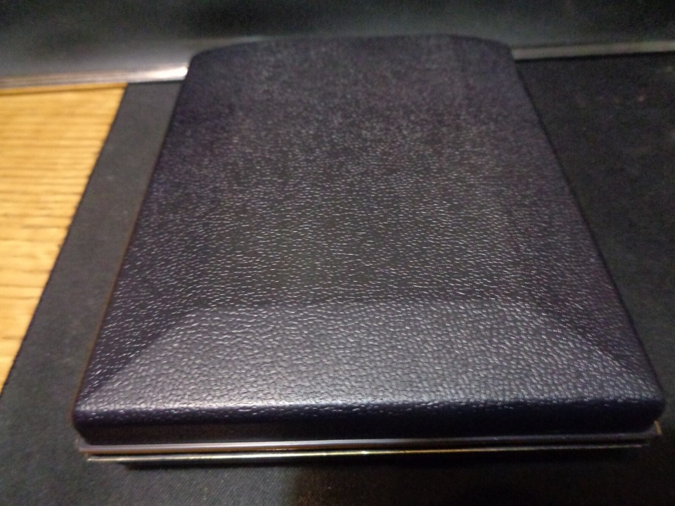 US Army Achievement Medal (AAM) Set: Lapel Pin, Ribbon, & Case. 3 Piece ...