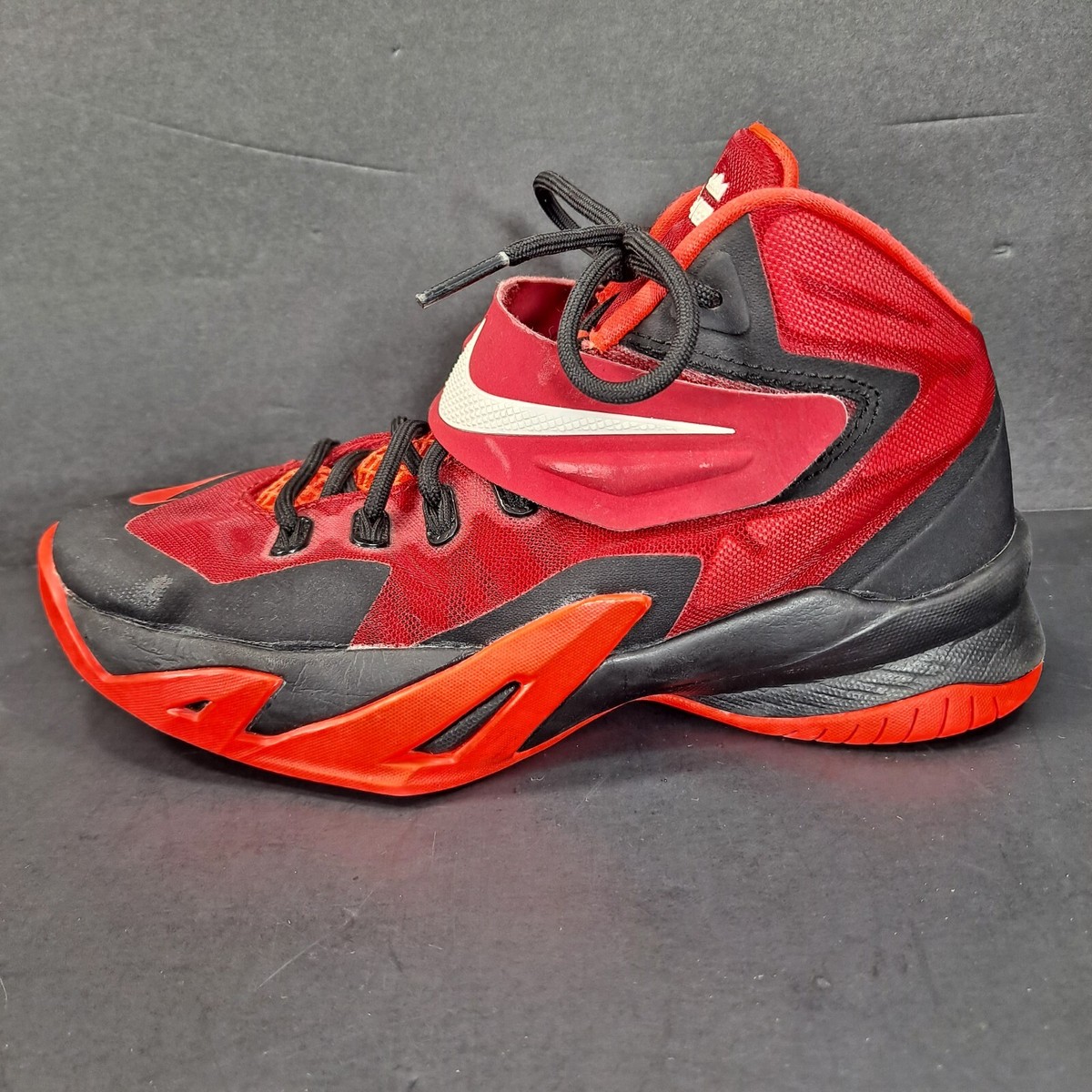 Lebron Soldier 8 Red And Black Kids