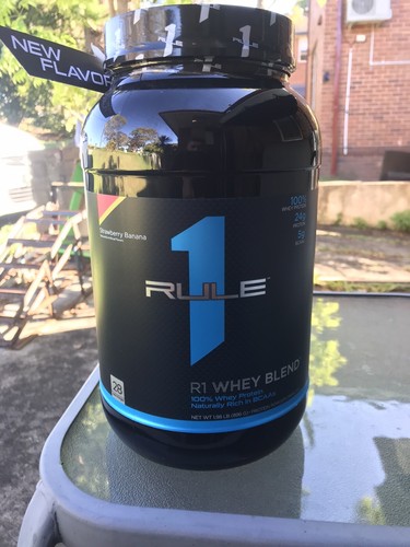 Rule 1 R1 Whey Blend 28 Serves Strawberry banana | Isolate ...