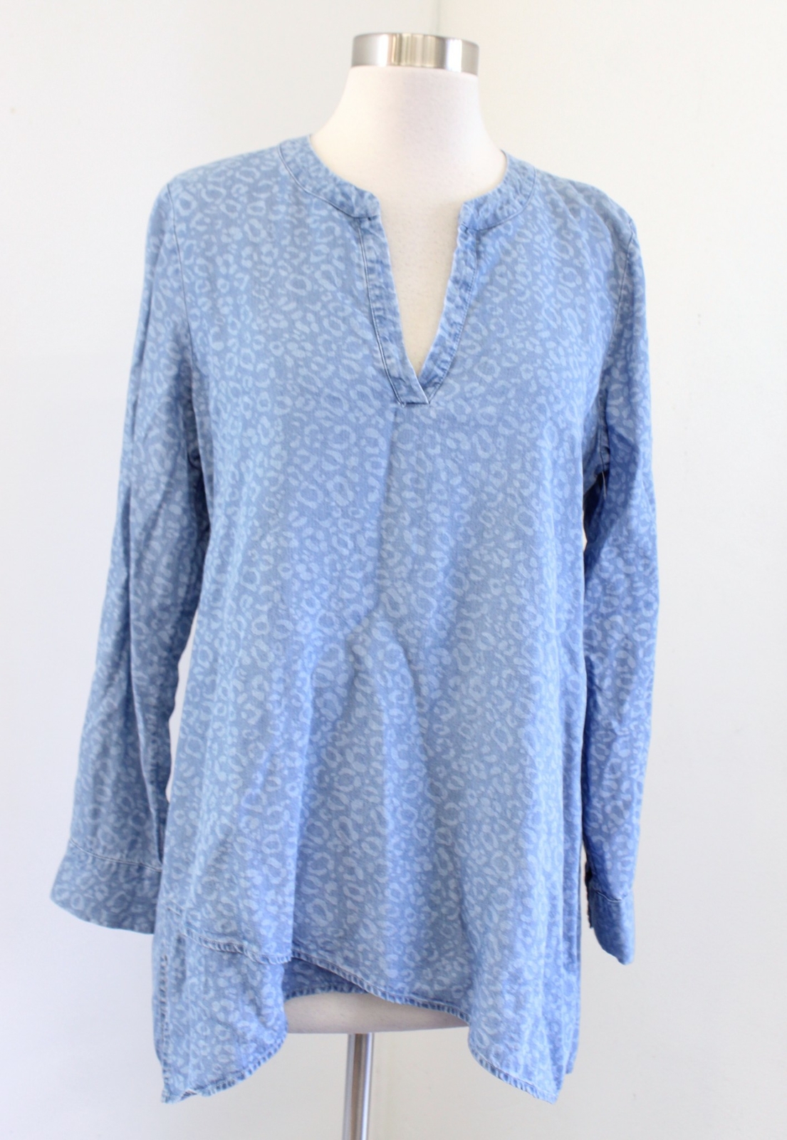 Soft Surroundings Timeless Tencel Top Chambray Leopar… - Gem
