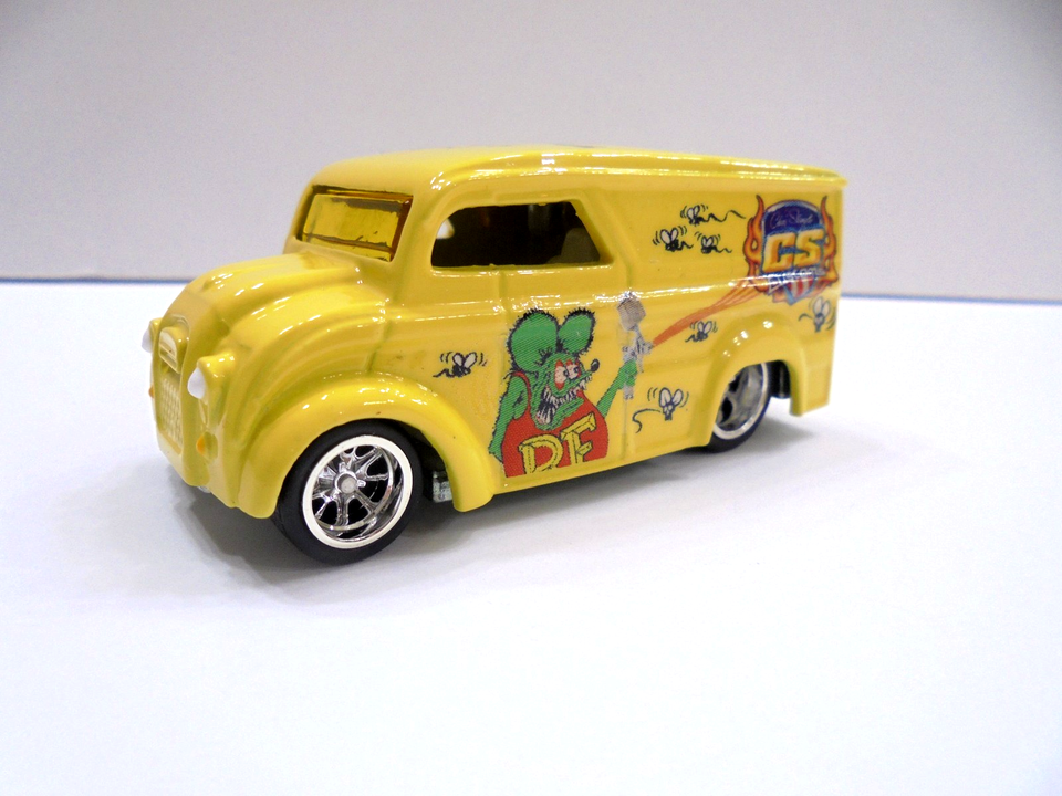 HOT WHEELS CS CUSTOMS DAIRY DELIVERY MARCH MEMBERSHIP CAR 1 OF 1 VERY ...