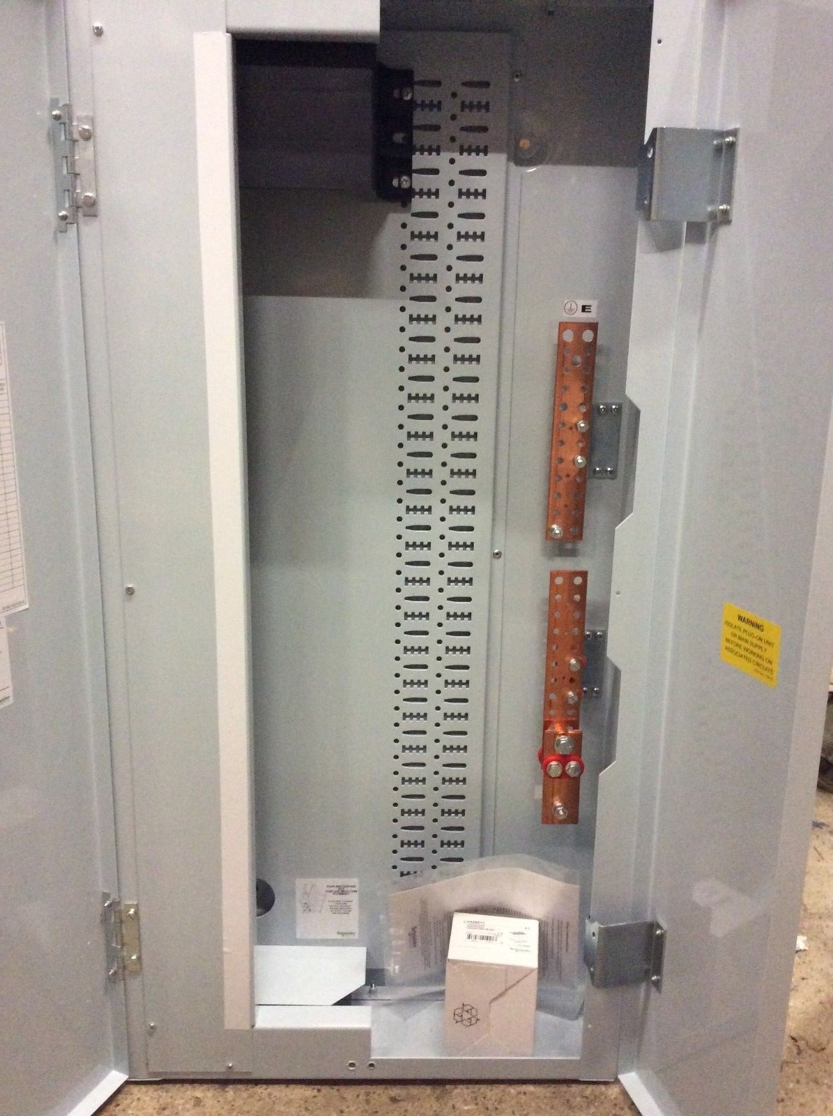 SCHNEIDER MCCB BOARD SQ-D PANEL BOARD 250A 6 WAY WITH 250 AMP INCOMER ...