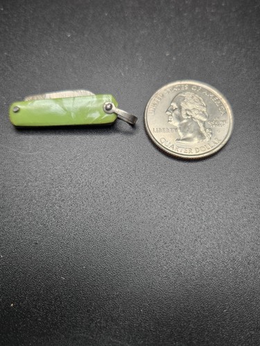 Rare Vintage (E. Okuda Co.?) Japan 1.13" Small Green Folding Pocket ...