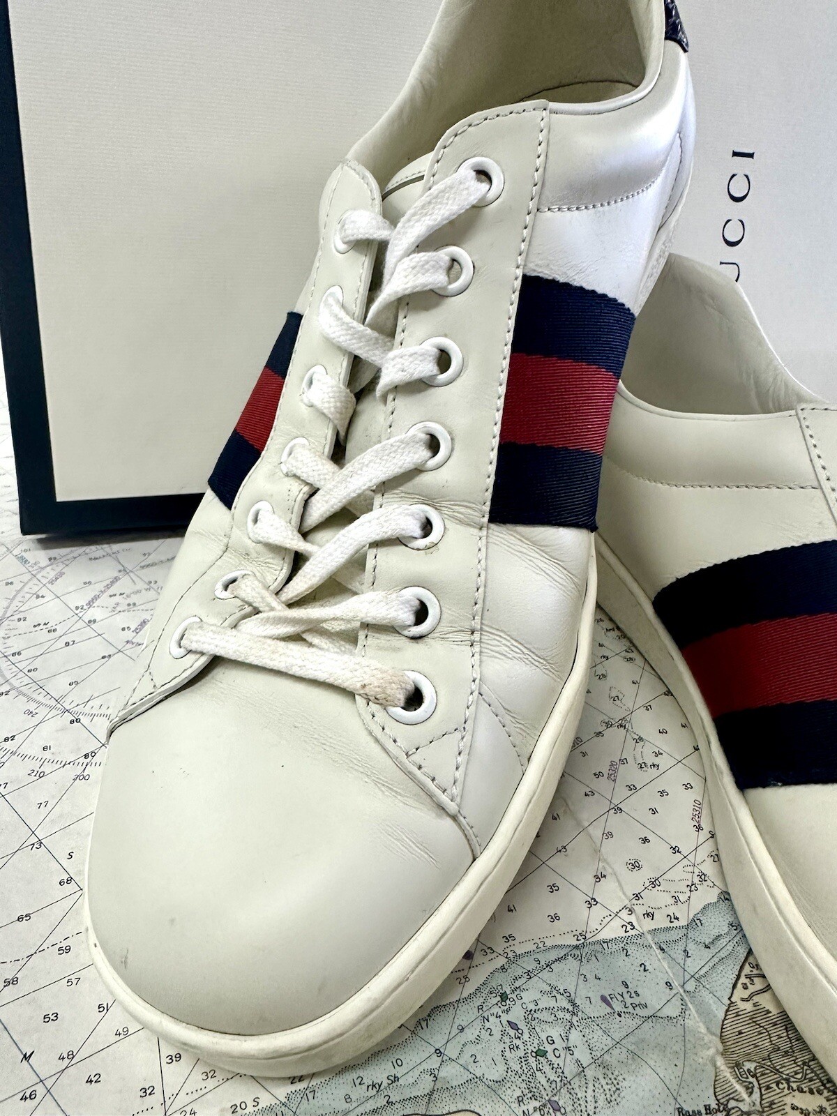 GUCCI MENS ACE Crocodile-Embossed LEATHER SNEAKERS … - Gem