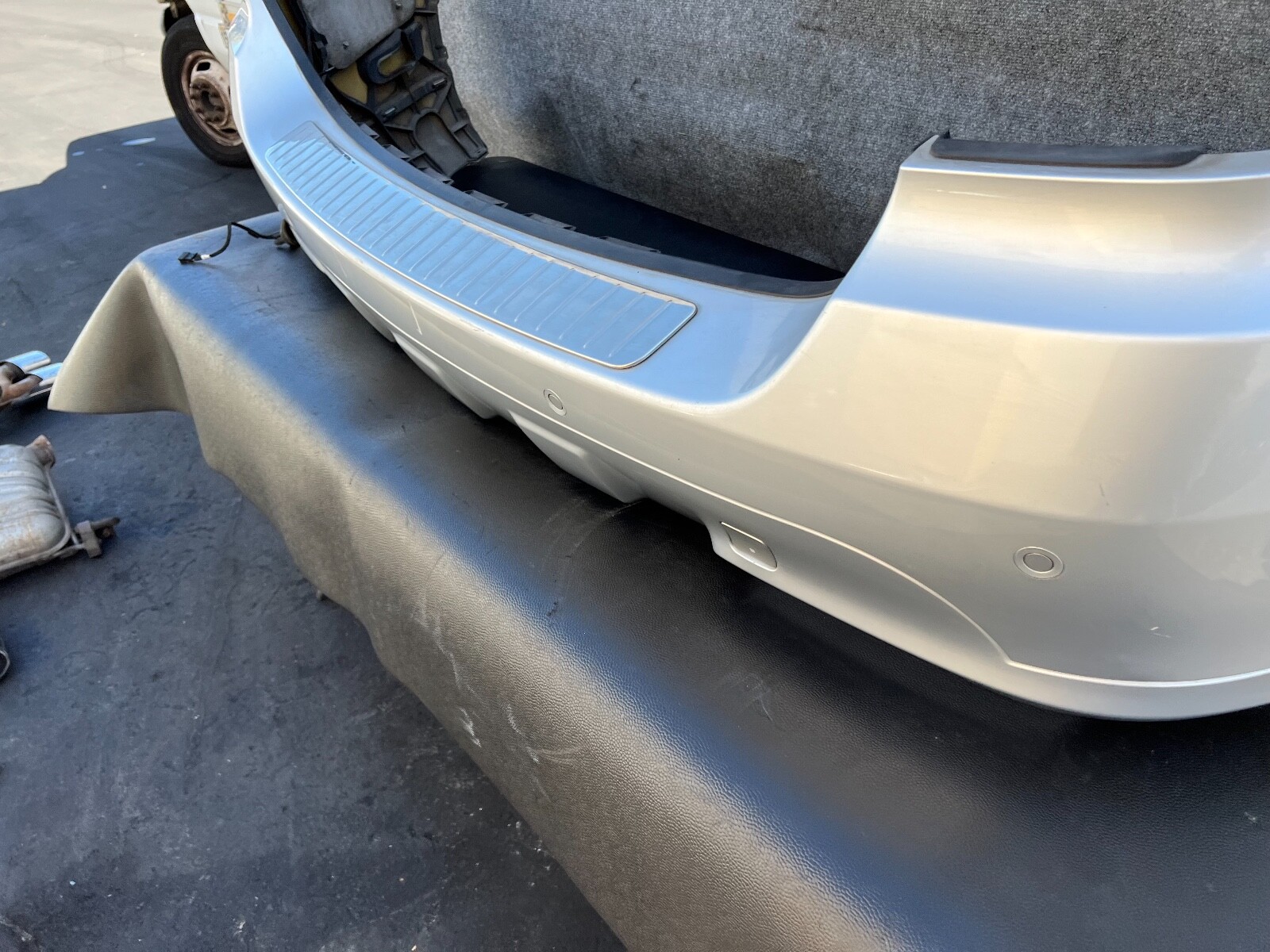 2008 MERCEDES W164 ML63 ML550 AMG SPORT REAR BUMPER COVER PANEL ...
