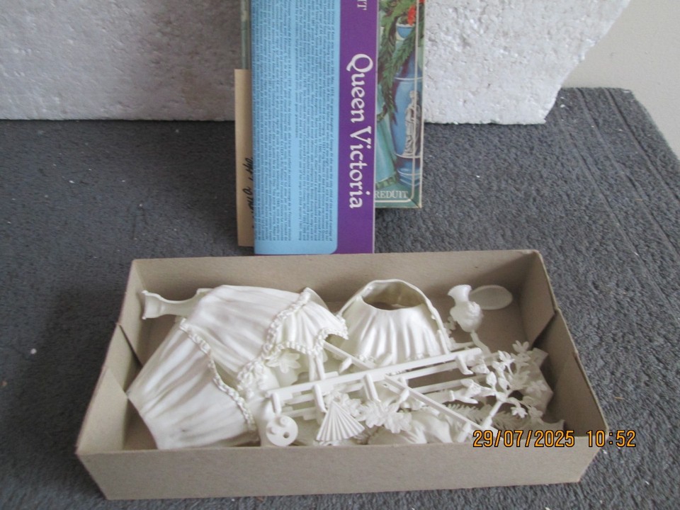 1/12 AIRFIX QUEEN VICTORIA MODEL KIT see description. | eBay UK