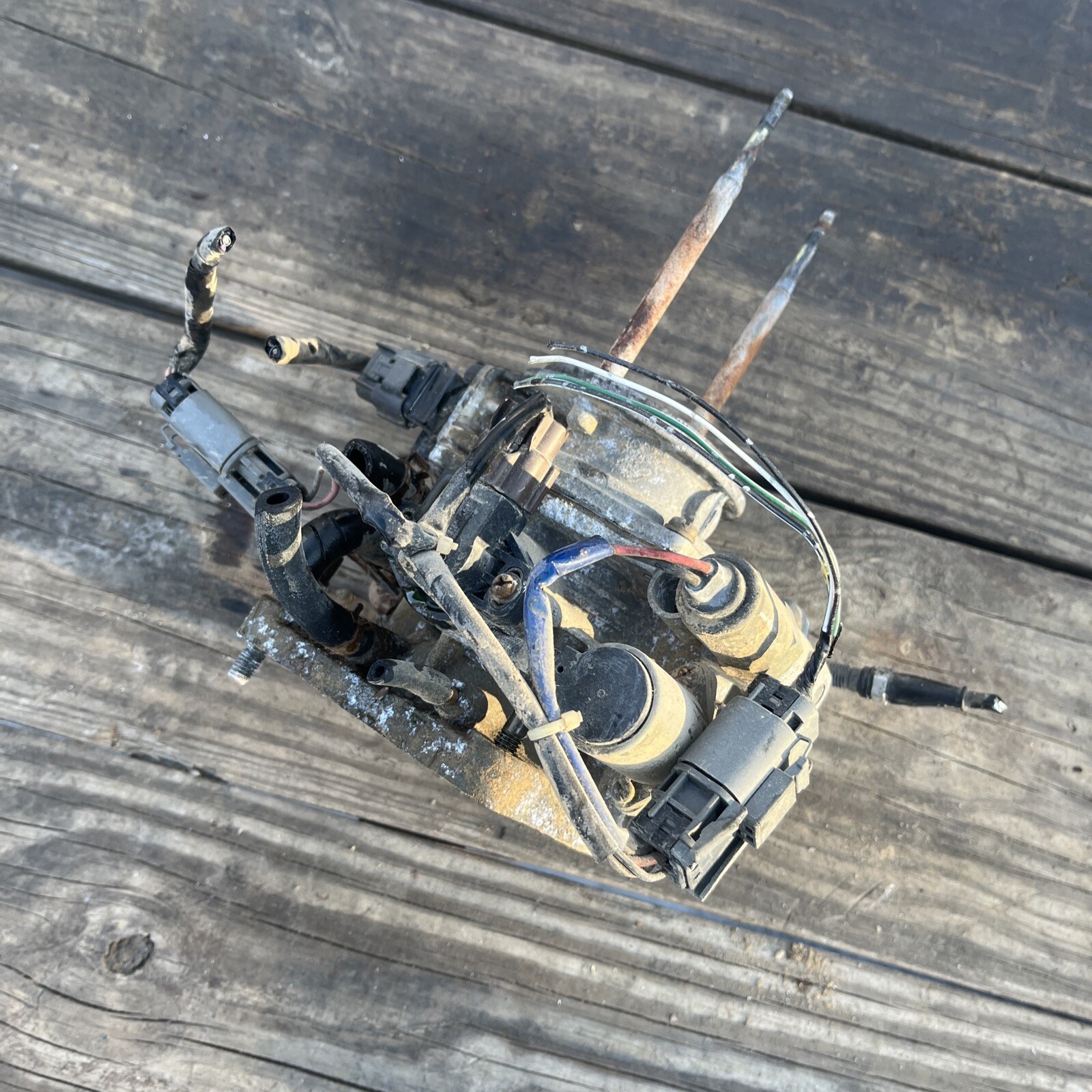 D2 90-95 NISSAN HARDBODY D21 PICKUP TRUCK 2.4L THROTTLE BODY Works ...