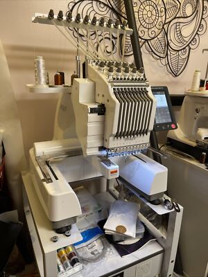10 Needle Embroidery Machine PFAFF Creative Stylist MN110 w Hat Hoop ...