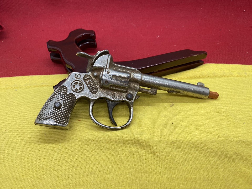 VTG 1938 "TEDDY" CAST METAL VINTAGE TOY GUN-USA #24-56 | eBay
