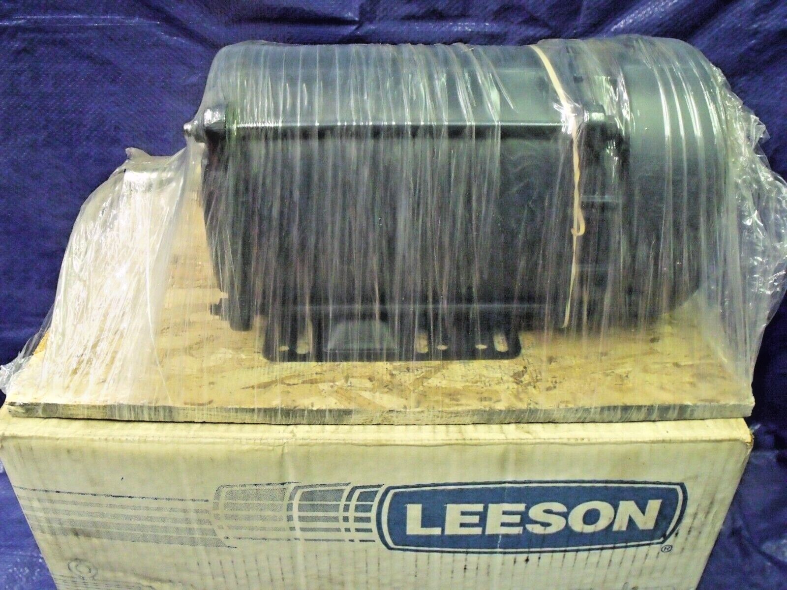 Leeson 110961.00 H56h 1ph 1hp 1725rpm 115/208-230v-ac Ac Motor for sale ...