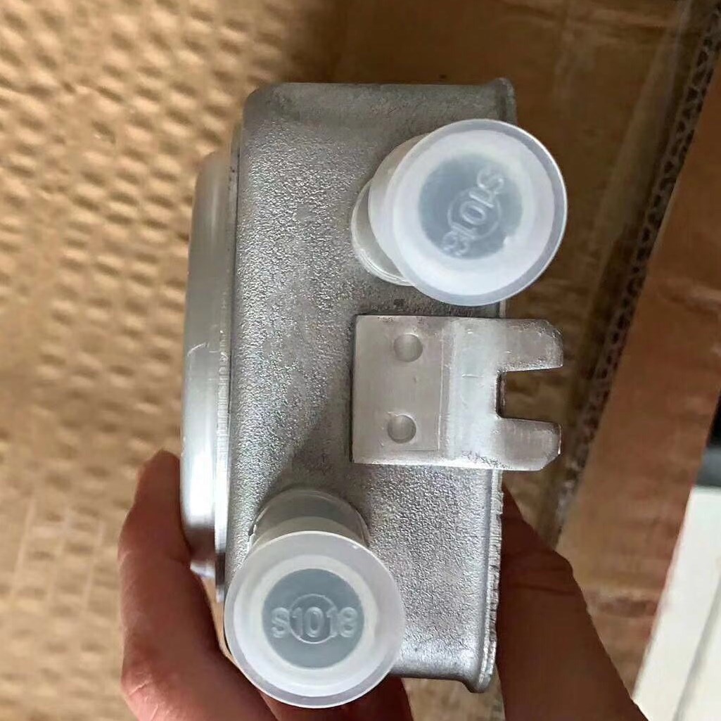 2.0L 2.4L Engine Oil Cooler for Hyundai Kia Sonata Tucson Optima ...