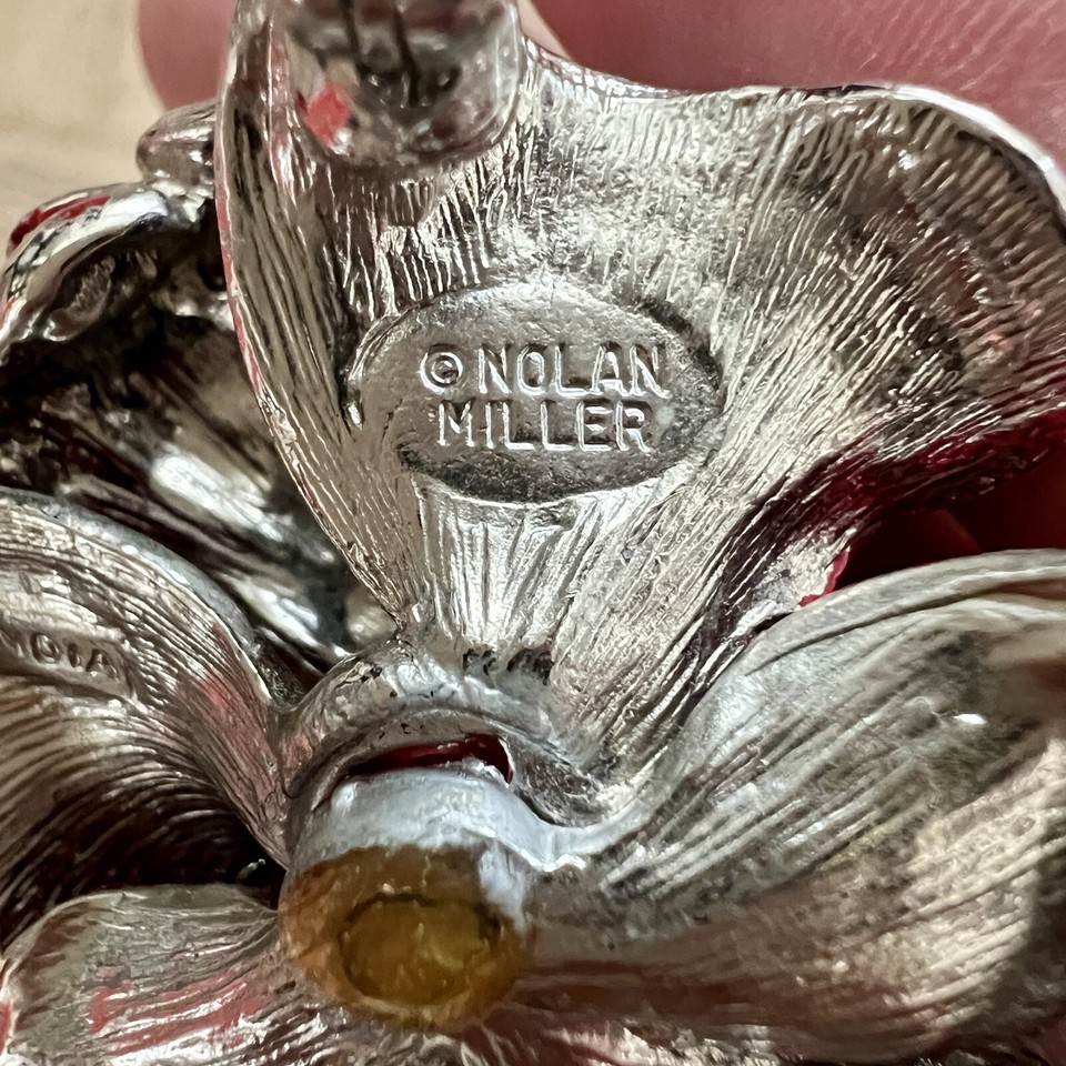 Vtg NOLAN MILLER FIRST LADY Nancy Reagan Red Rhinestone Enamel ROSE ...