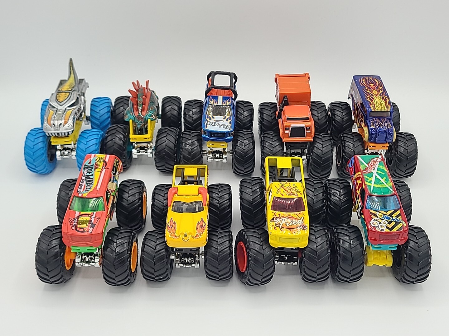 Hot Wheels Monster Jam Trucks 1:64 Lot of 9 **READ** | eBay