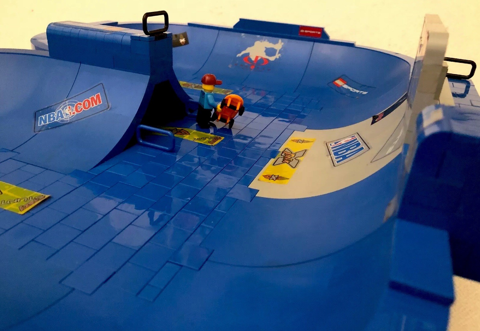 Lego Big Pool Skatepark City Sports Original Skateboard Streetskate ...