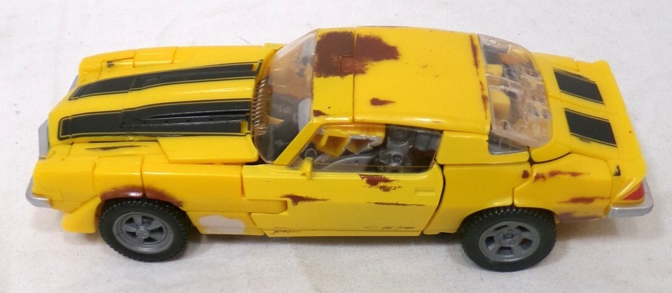 Hasbro Transformers Studio Series 27 Deluxe Class 2007 Movie Clunker ...