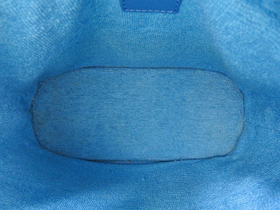 Authentic LOUIS VUITTON Lagoon Bay Blue Epi Plage Vinyl Handbag Purse ...