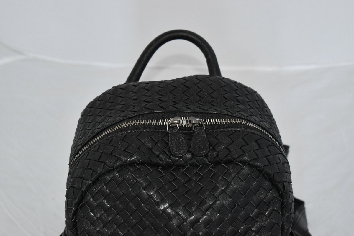 Bottega Veneta Intrecciato Black Leather Zip Rucksack Bottega Veneta Intrecciato Black Leather Zip Rucksack
