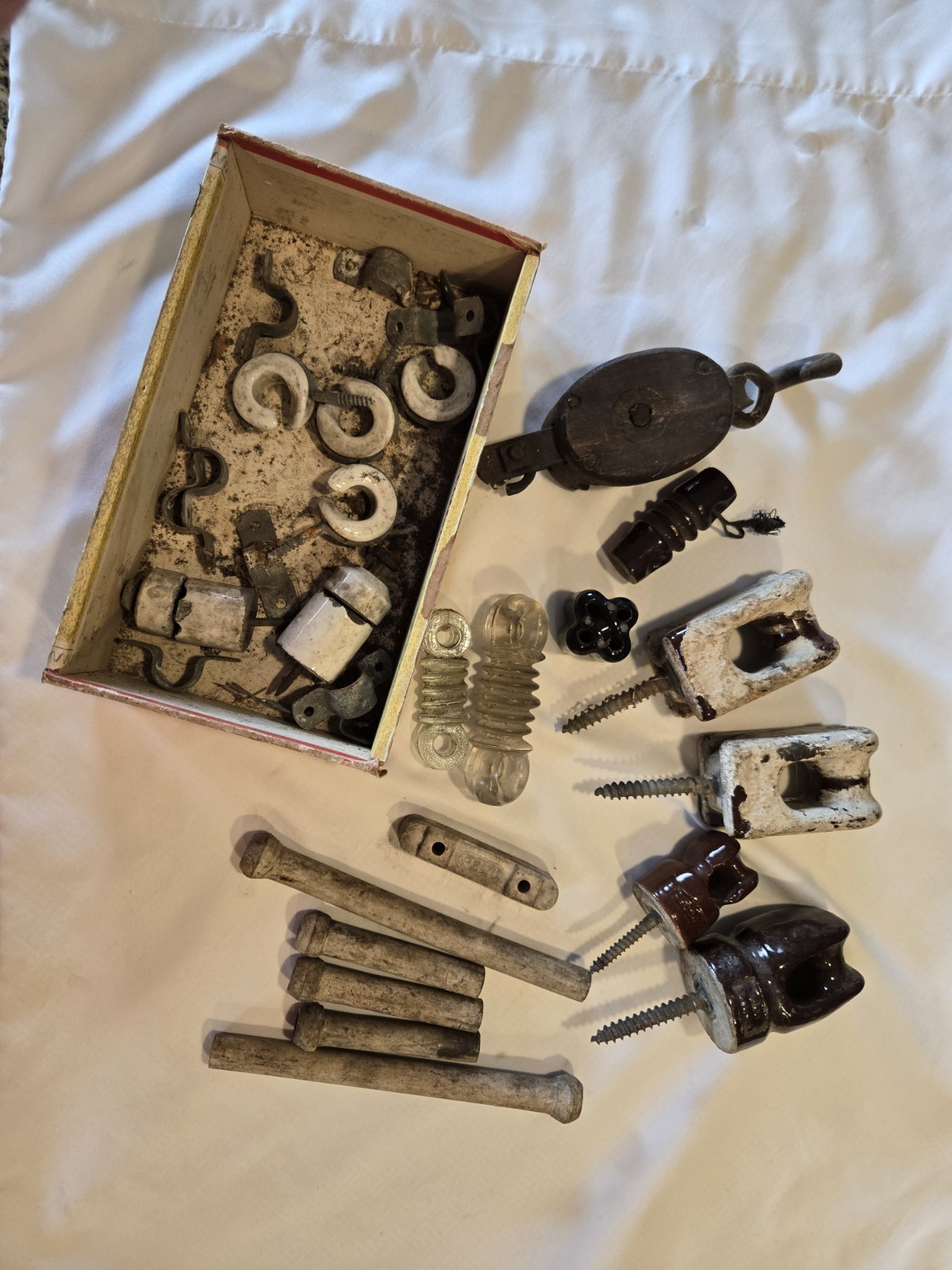 Lot of Vintage/Antique Electrical Parts Porcelain Insulators, Pully ...