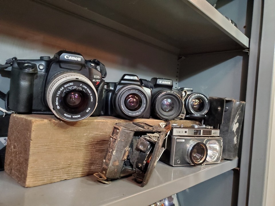 VINTAGE 35MM Camera Collection Mix Lens Rollei, Nikon, Canon Zeiss ...
