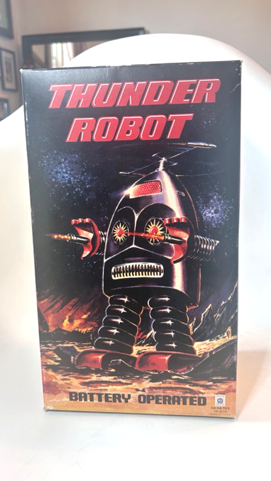 Retro Tin Battery Op 11-1/2" tall THUNDER ROBOT WITH THE ORIGINAL BOX ...