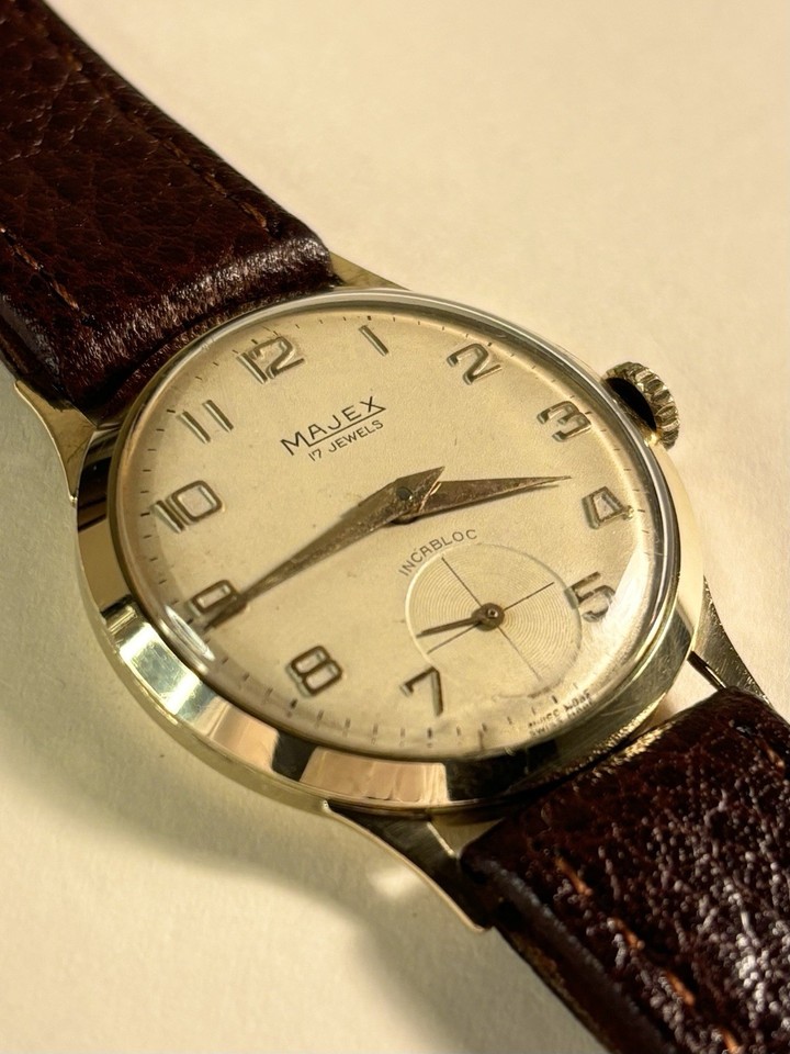 MAJEX 9ct Solid Gold Vintage 1950’s Men’s Manual Sub-Seconds Watch ...
