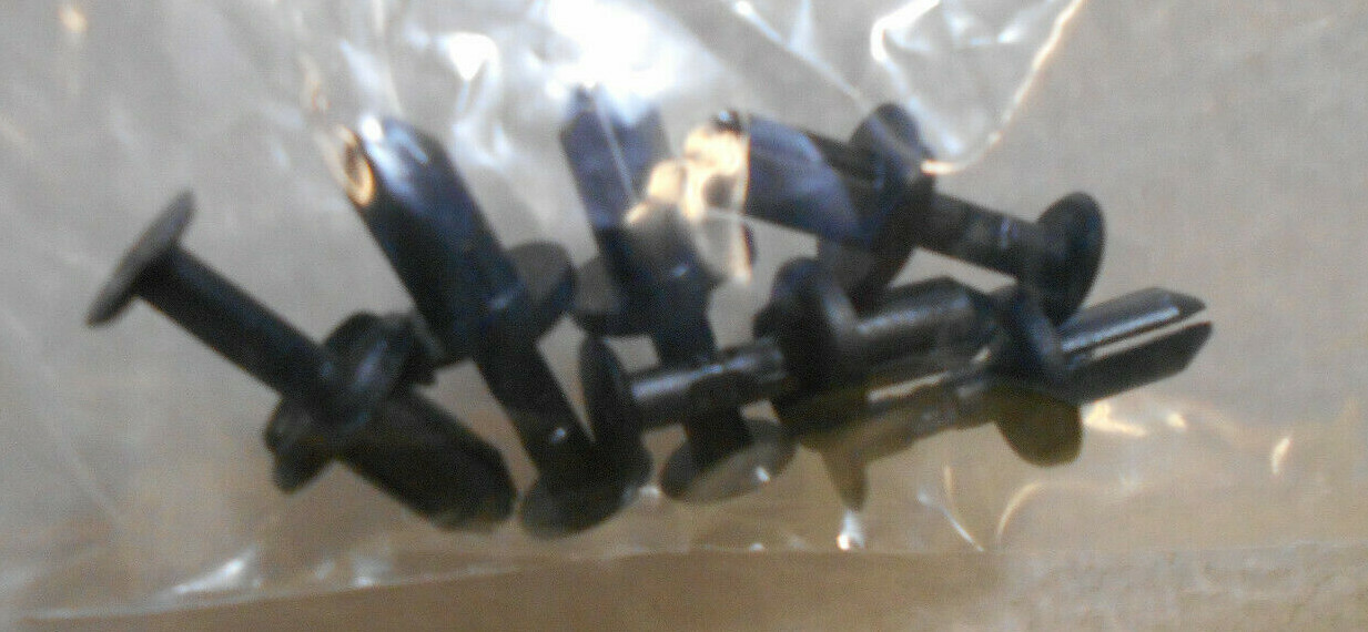 Pack / Lot of 6 Genuine Toyota Lift Gate Trim Lower Clips 90467-05170 ...