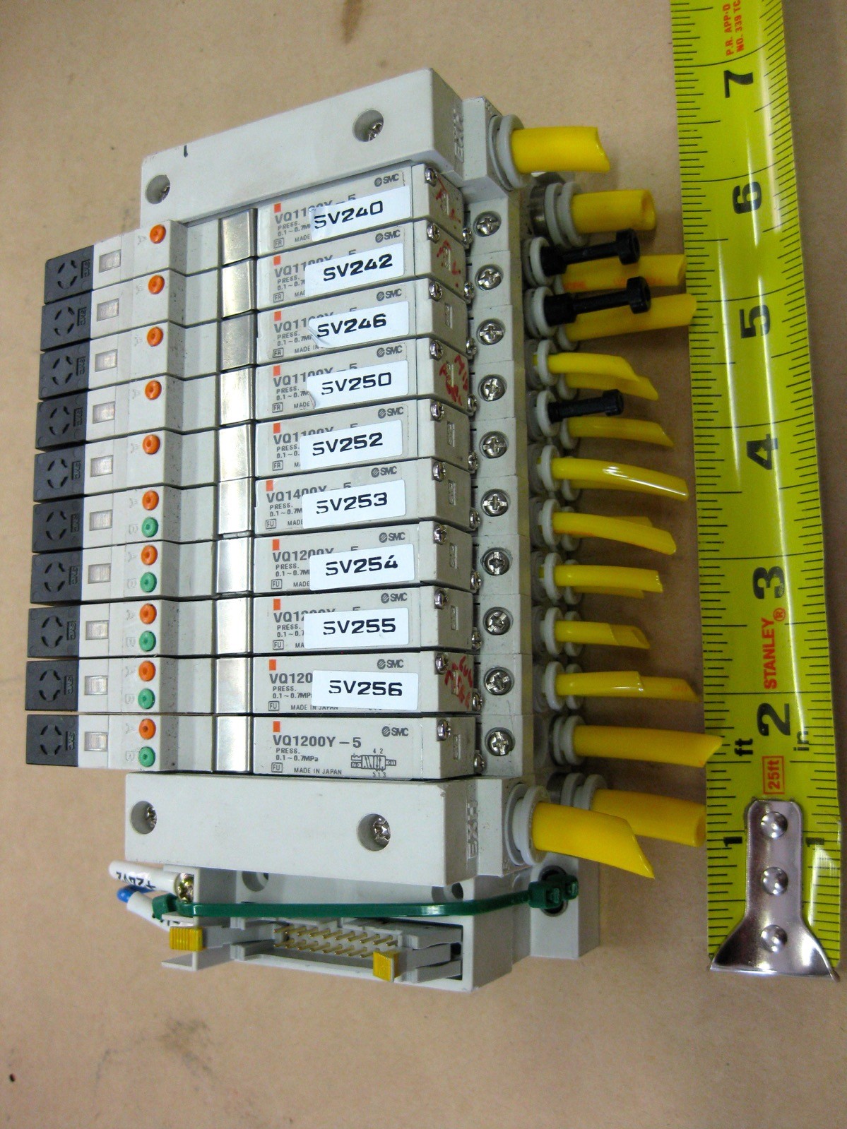 SMC Pneumatic PCW Type Valve Bank Lot VQ1200Y-5 24VDC Solenoid Valves ...