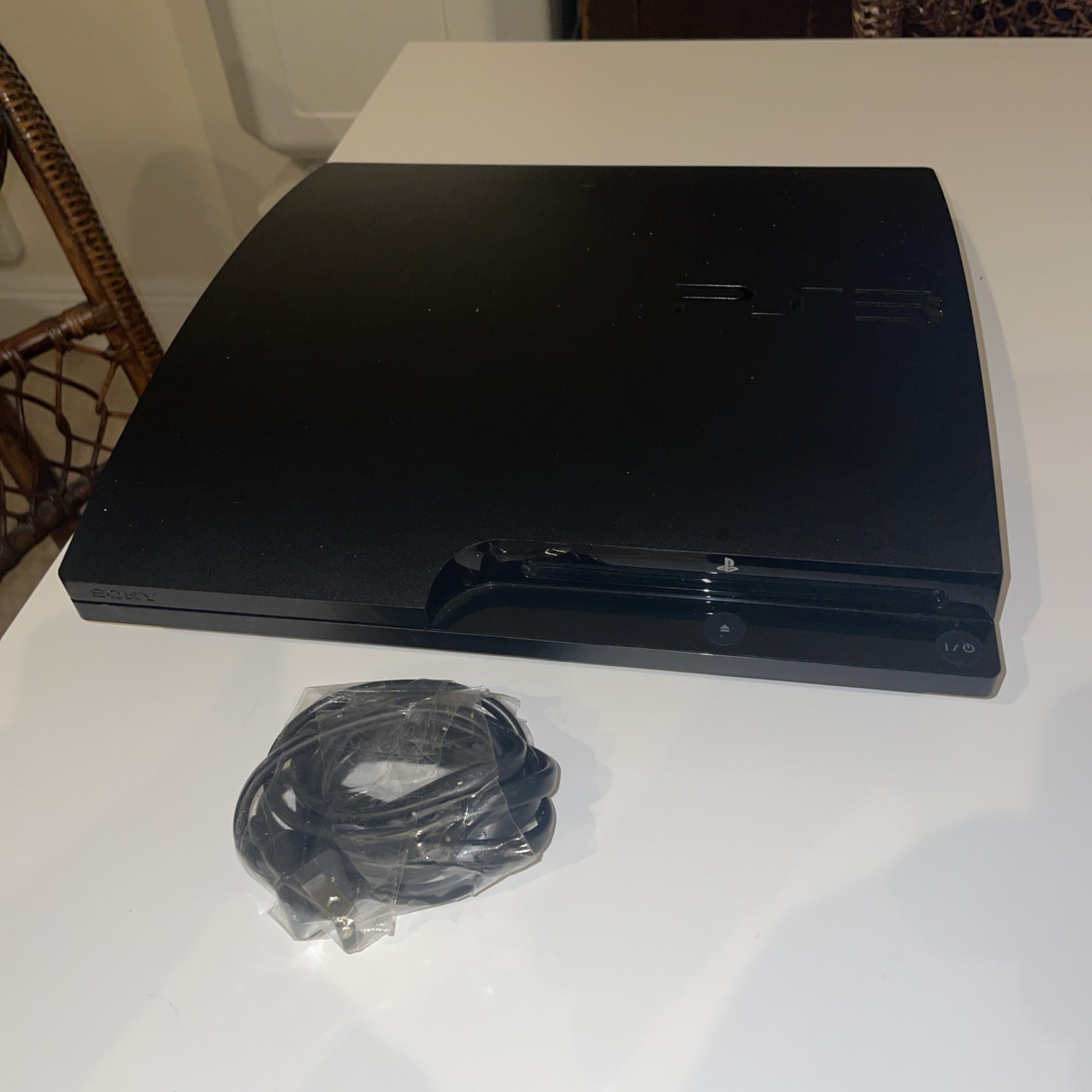 PlayStation 3 PS3 Console Only With Power Cord- Powers On - For Parts ...