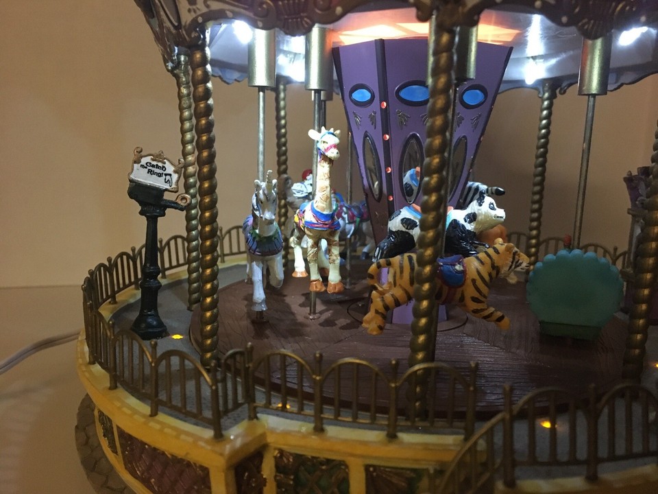 Lemax Belmont Carousel 2004 Village Collection Animated Lighted Orig ...