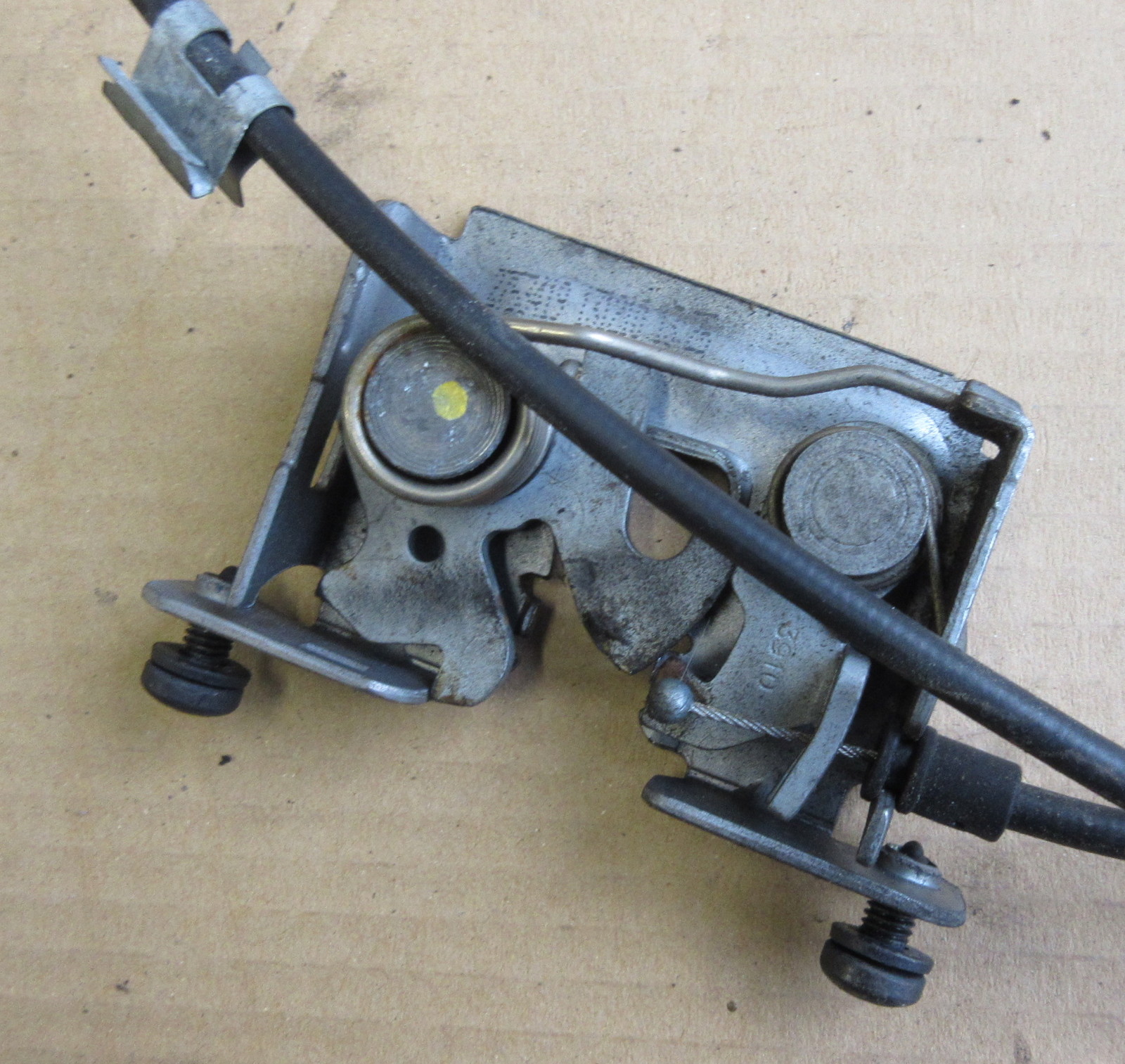 Genuine Used MINI Bonnet Catch / Lock & Cables R56 R55 R57 R58 R59 ...