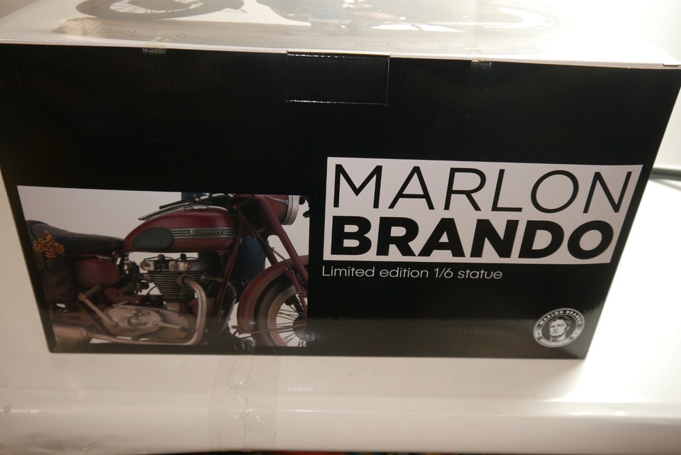 Marlon Brando With Bike Old & Rare 30Cm Resin Statue Infinite Statue ...