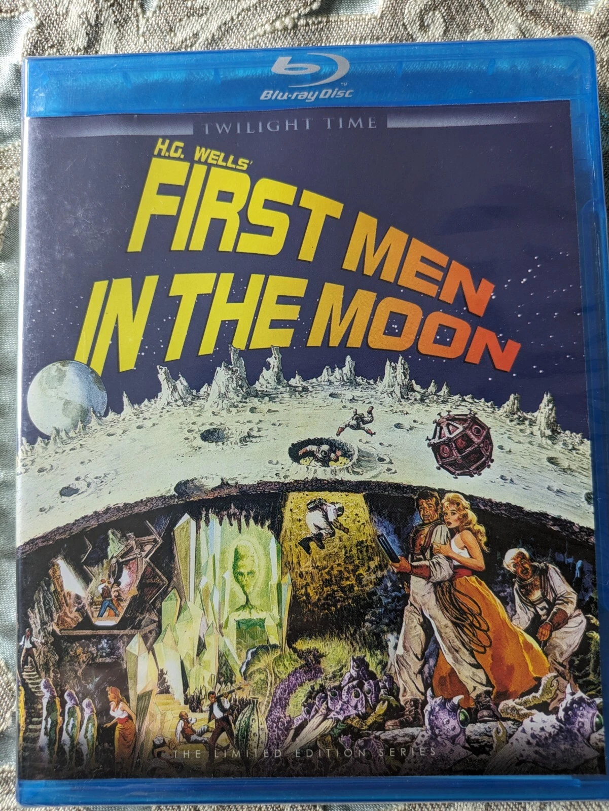 Look!!, They've found the Men in the Moon ! | Steve Hoffman Music Forums
