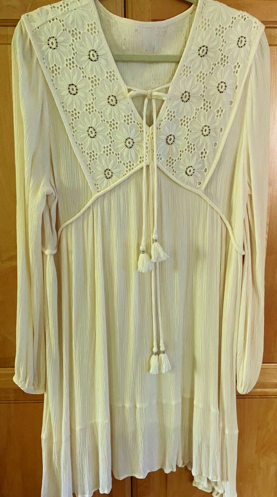 BEAUTIFUL 'CREAM COLOR' FLOWING DRESS / SIZE LARGE / … - Gem