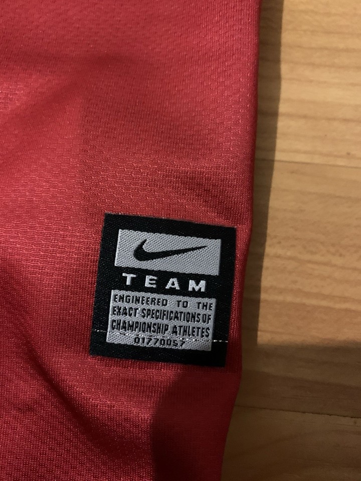 Barcelona 2008/9 Iniesta Home Football Shirt | eBay UK