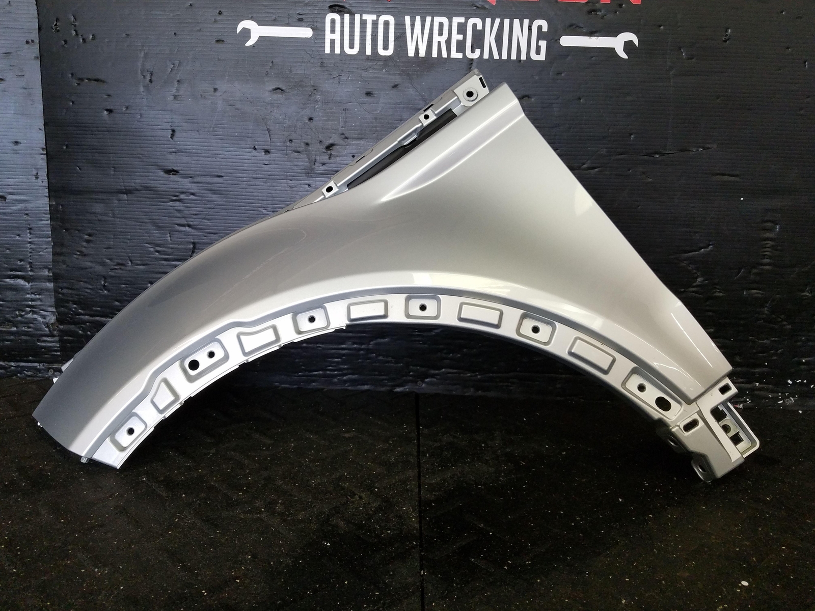 2015 RANGE ROVER EVOQUE FRONT DRIVER FENDER INDUS 863 SILVER | eBay