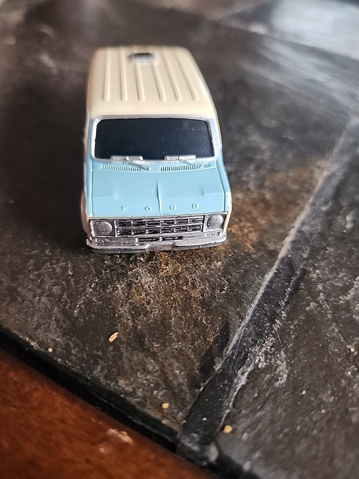 Vintage Aurora AFX Custom Ford Van White & Blue HO Scale Slot Car Body ...