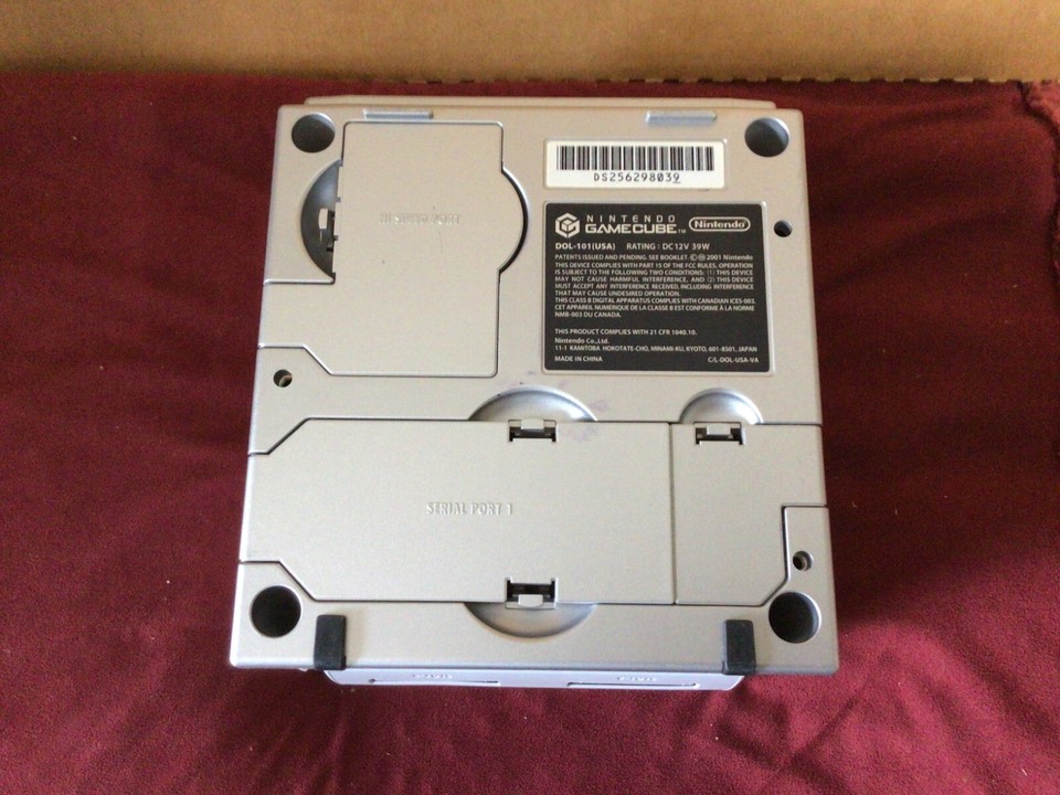 Nintendo GameCube Console DOL-101 Silver w/Mad Catz Wireless Controller ...