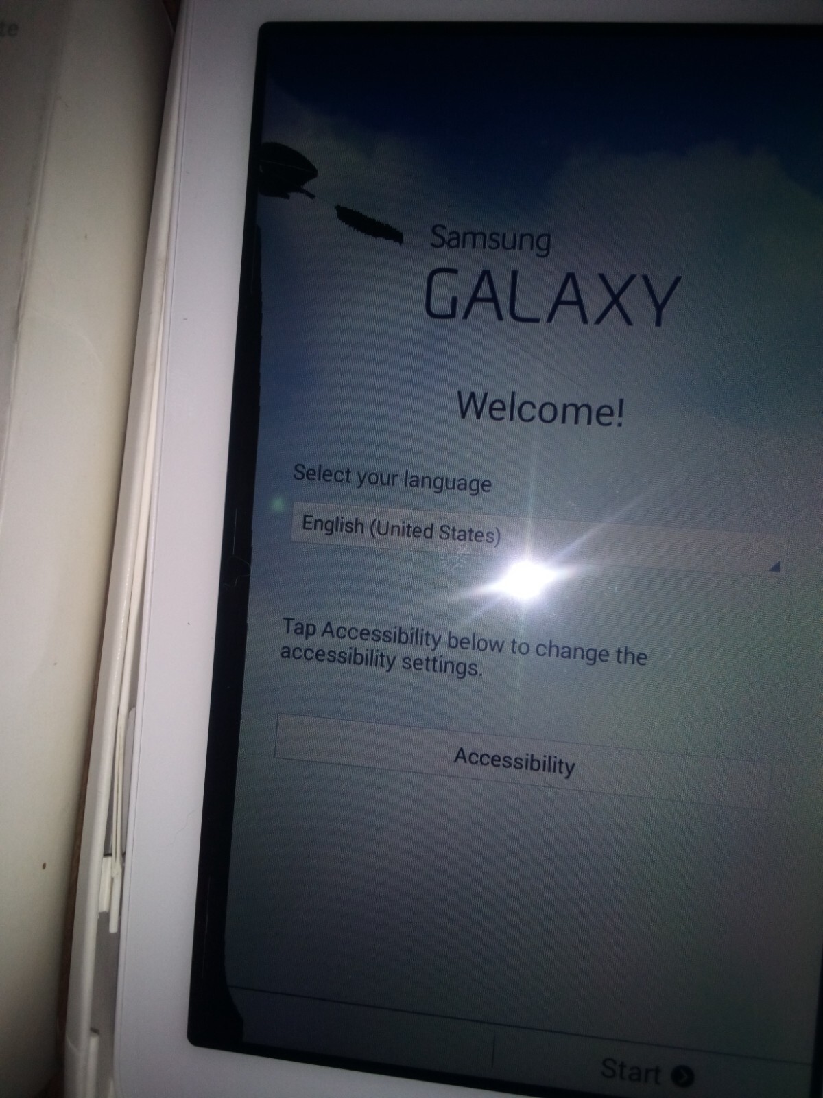 Samsung Galaxy Tab E lite 8GB SM-T113 working has screen issues see ...