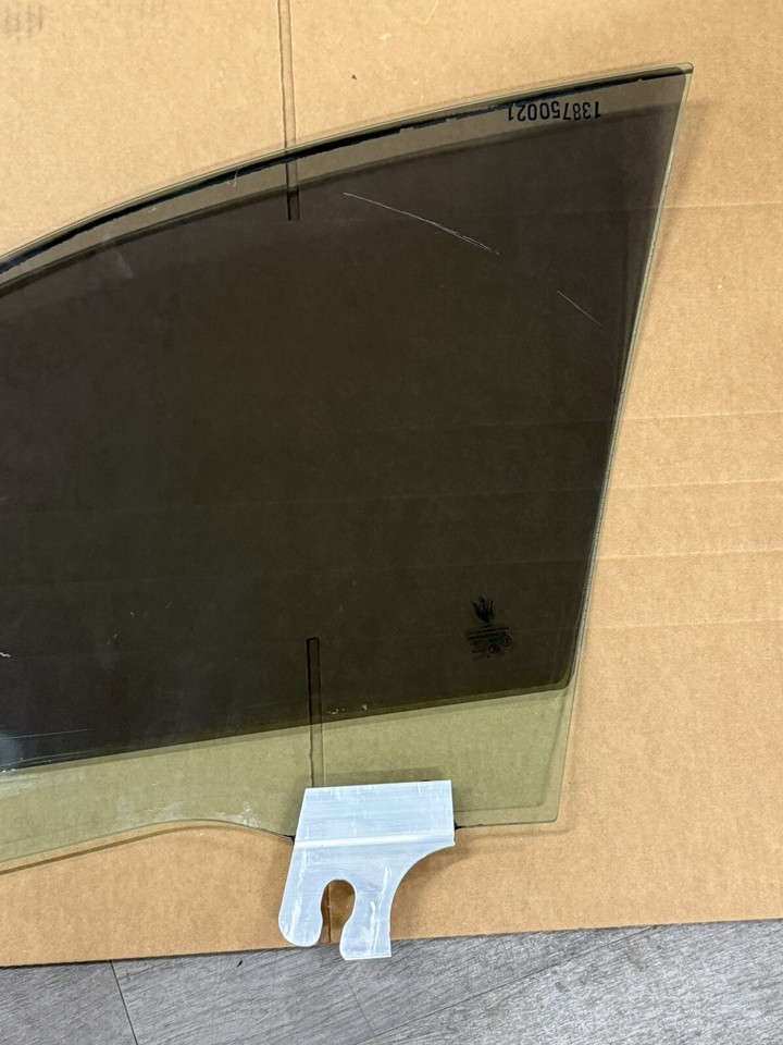 Maserati Quattroporte Ghibli Front Passenger Side Right Door Glass ...