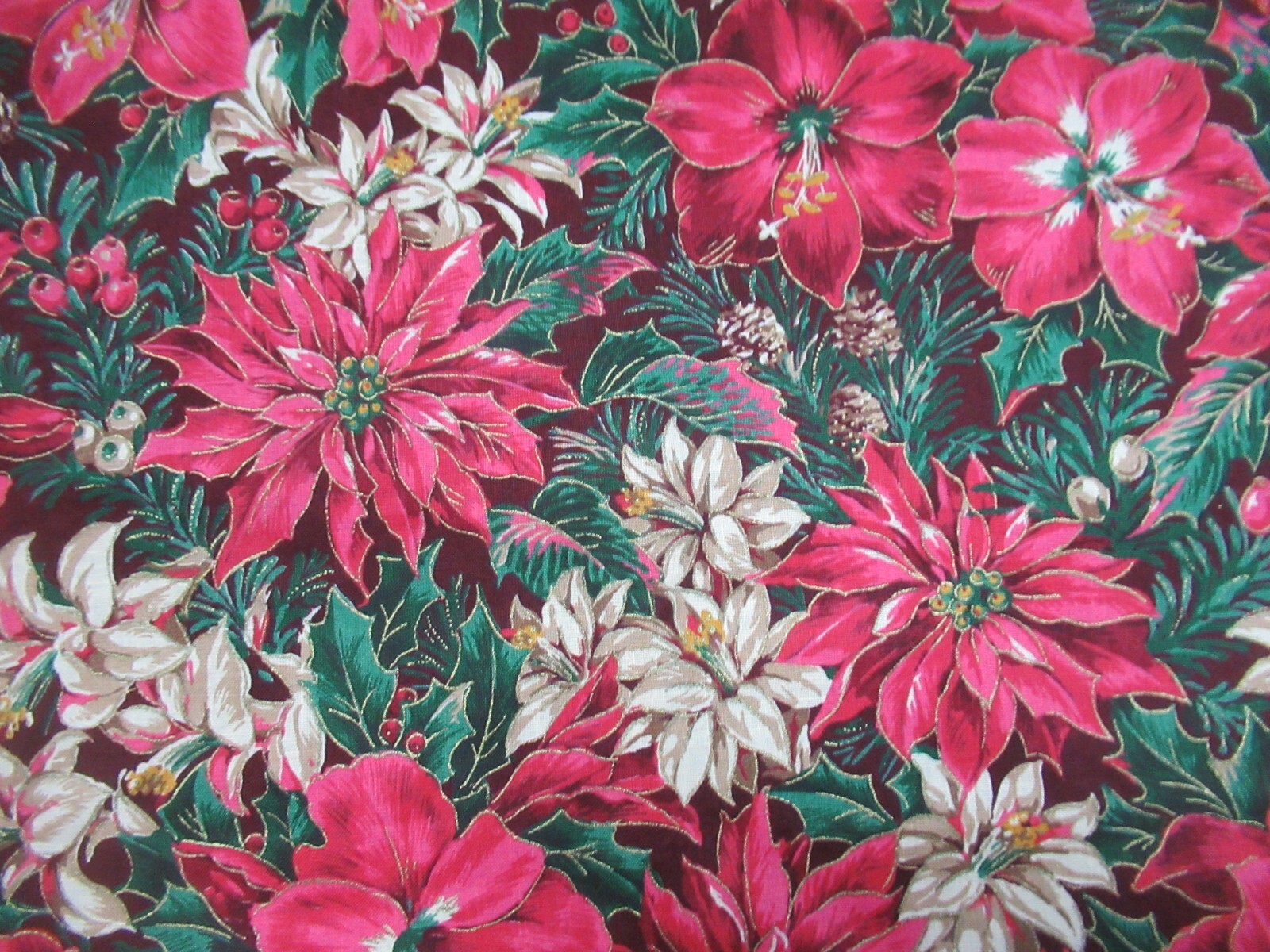 VIP Joan Messmore Fabric Cranston Christmas Holiday Poinsettia Floral ...