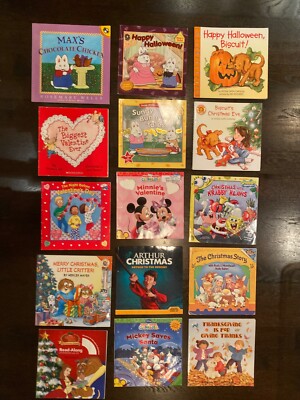 Set of 15 children's holiday books (Halloween, Christmas, Valentines ...
