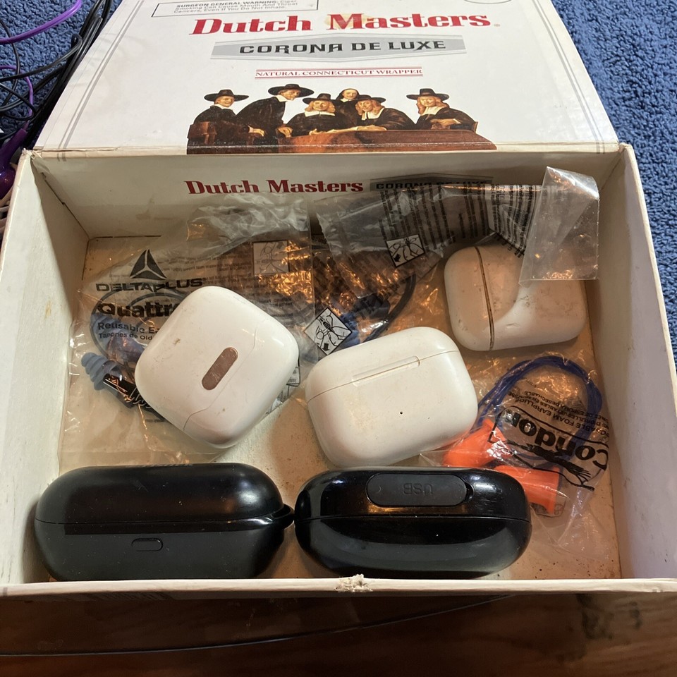 Lot Of 5 EarPods & Phones 190198001696 | eBay