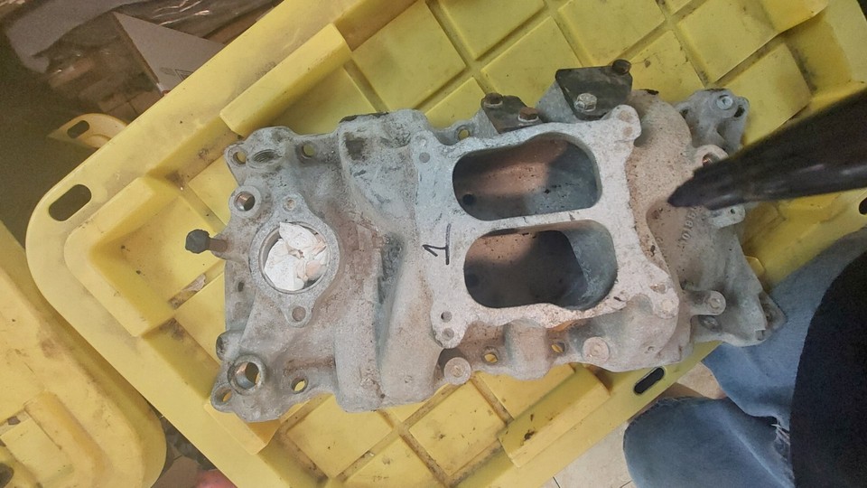 CHEVROLET PERFORMANCE BOWTIE ZZ4 350 SBC ALUMINUM INTAKE MANIFOLD ...