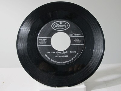 45 RECORD - THE DIAMONDS - SHE SAY OOM DOOBY DOOM | eBay