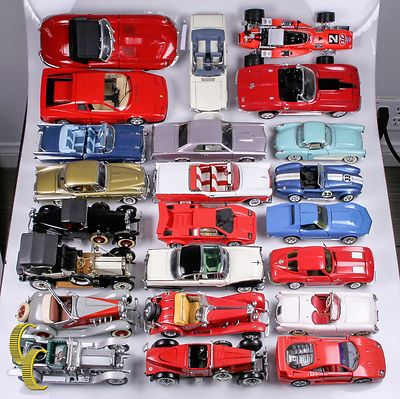Lot of 23 Classic Collectible Model Cars w/ Some Paperwork (Franklin ...