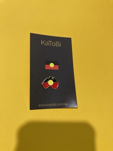 Australia Map Aboriginal Flag Enamel Pin Badge Brooch Indigenous NAIDOC ...
