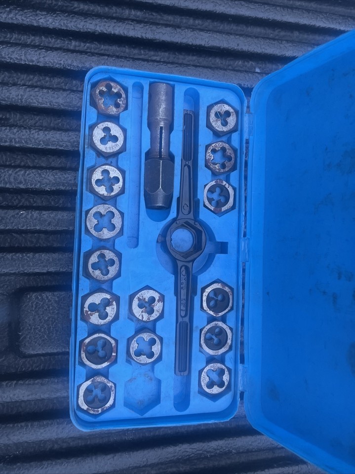 Unbranded Tap and Dye Set with Blue Hard Case Used No Missing Pieces | eBay