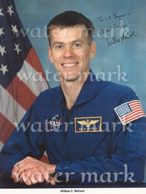 WILLIAM C. McCOOL NASA COLUMBIA PERSONALISED SIGNED REPRINT PHOTO 8"X11 ...